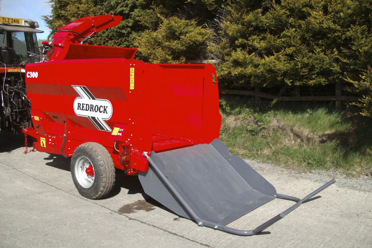 C300 Straw Chopper and Bale Feeder - Riada Tractors & Agri Sales